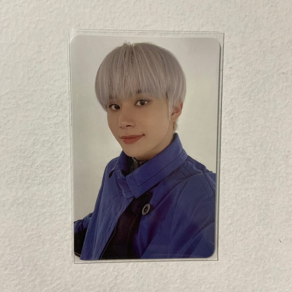 NCT-U-WinWin-Resonance-PT-1-Yearbook-Card