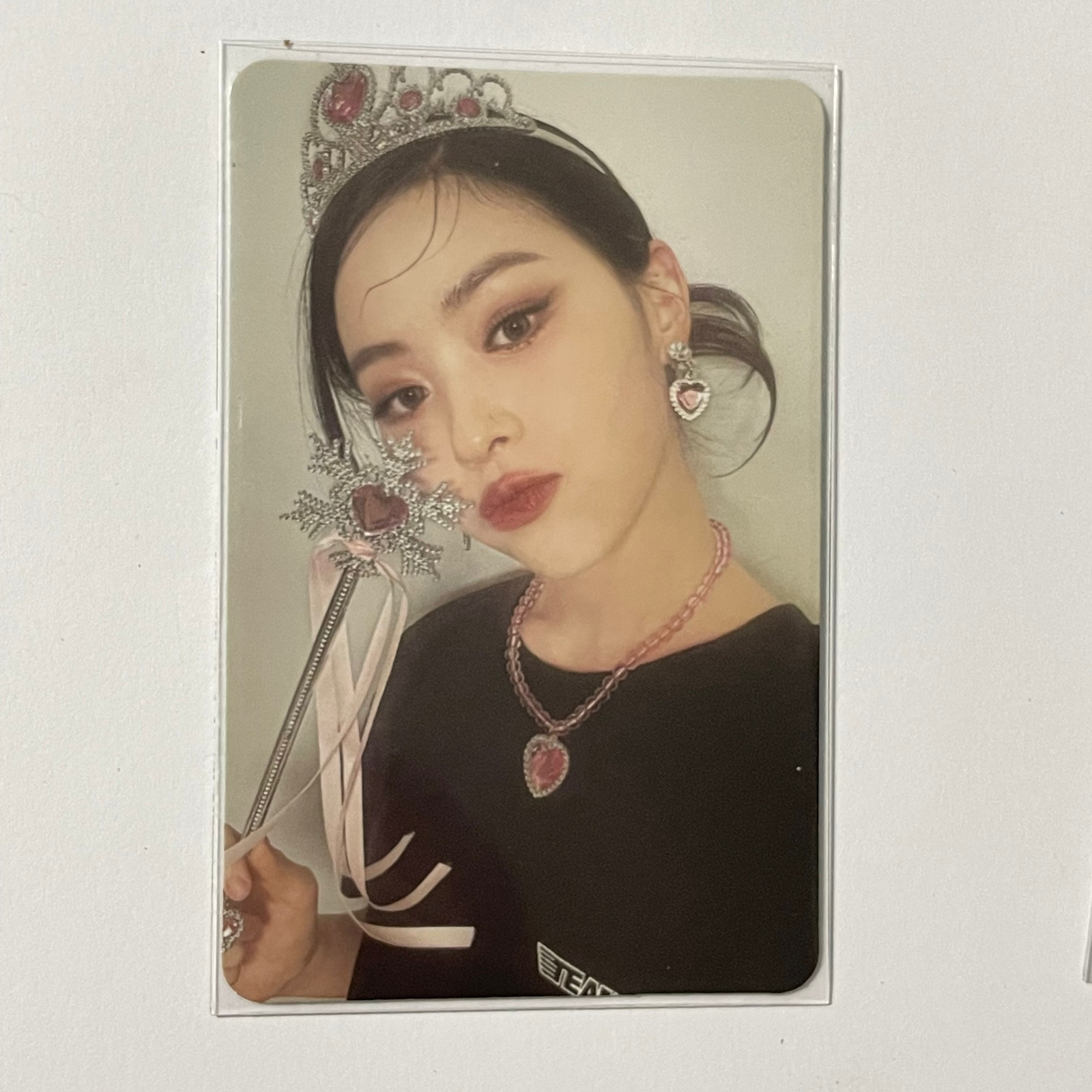 Itzy-Ryujin-Checkmate-3