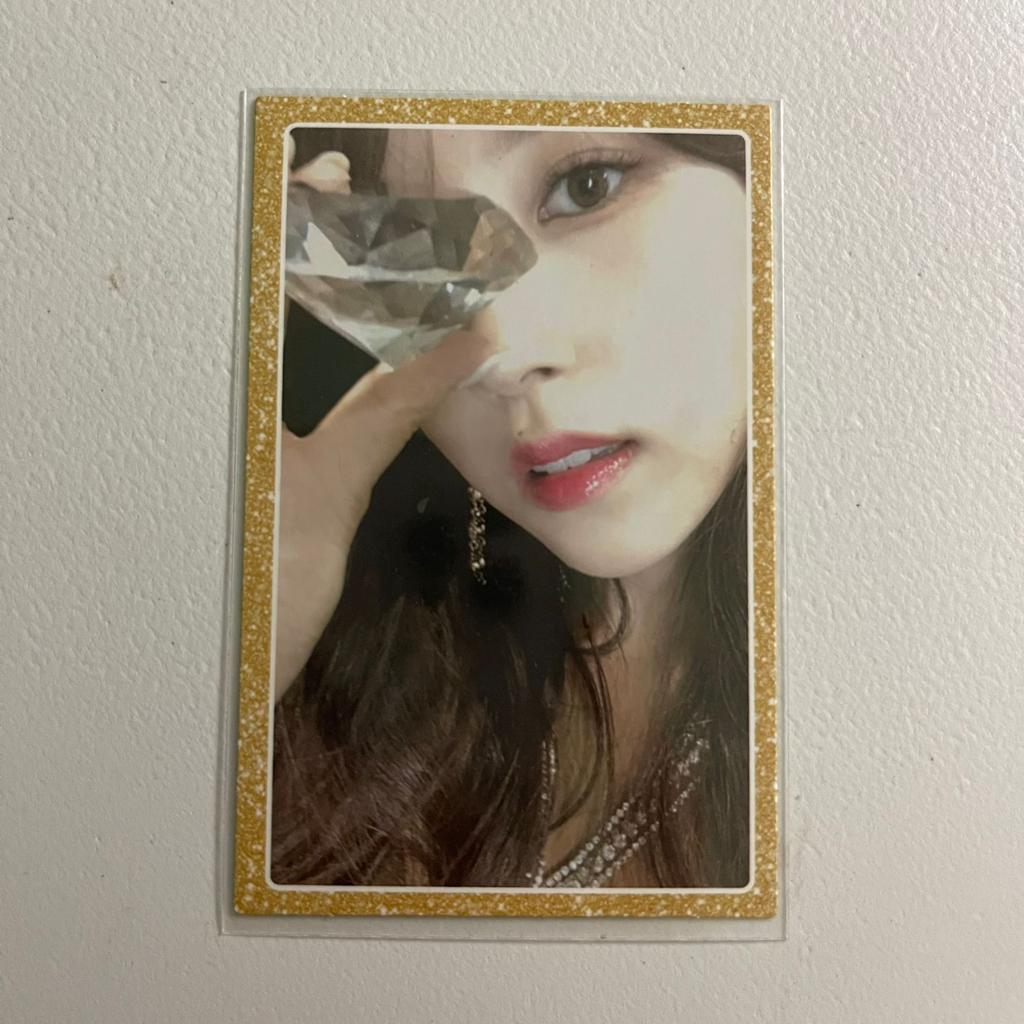 Twice-Mina-Feel-Special-6