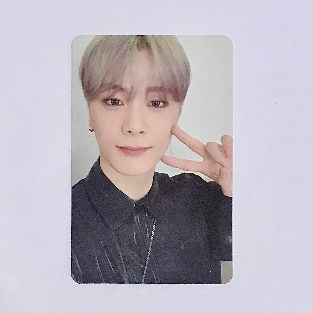 Dañadas-Astro-Moonbin-Blue-Flame-Ver.-The-Story-1